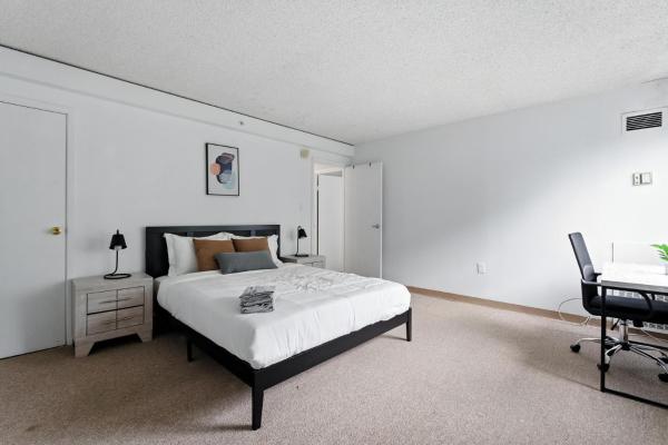 Legacy At Imperial Village 602 I 2 Bed 2 Bath - Richmond