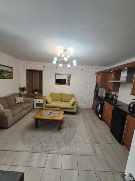 Ulverston Town Centre Ground Floor Apartment - Ulverston