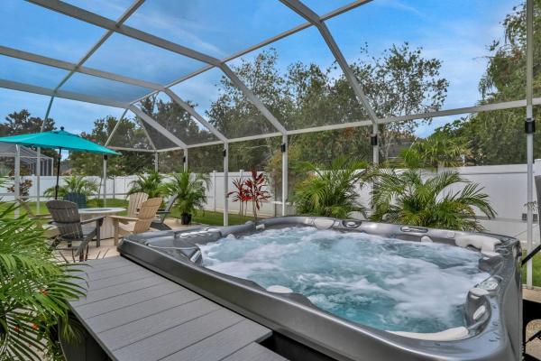 Spacious Home With Private Hot Tub, Firepit, Grill And 3 In 1 Game Table - Flagler Beach, FL