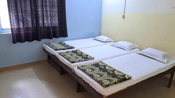 Sangita Lodge - Ratnagiri