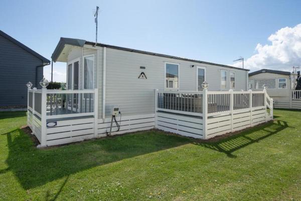 Seaview Holiday Park - Reception End - Herne Bay