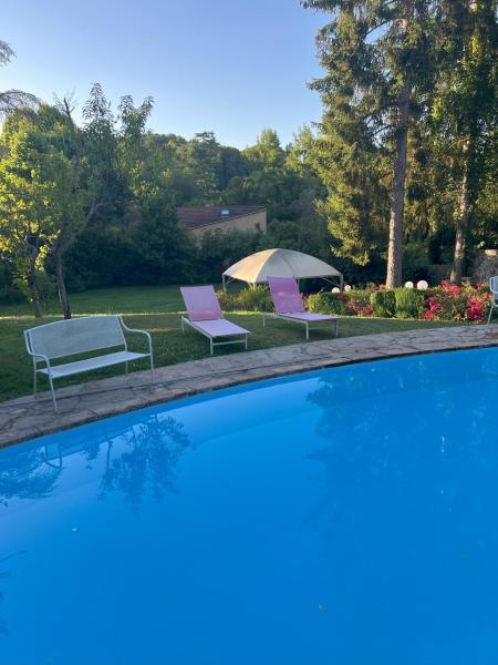 Duplex Bazilles, Esprit Bohème Et Camaïeu Mauve - Gif-sur-Yvette