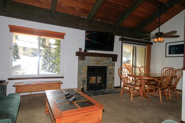 Discovery 4 #152, Loft, Pet Ok - Mammoth Lakes, CA