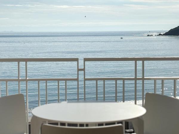 Les Meloines T3 Piscine Et Vue Mer - Trégastel