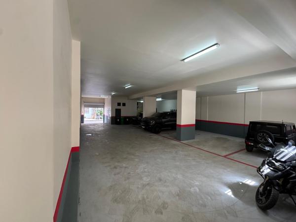 Bel Appartement 04 Chambres - Dakar