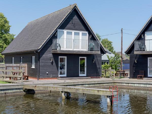 Puddle Inn Duck - Wroxham