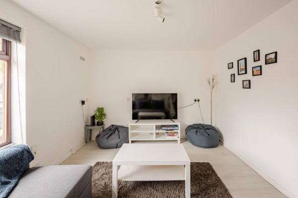 Spacious 2br Near Queens Uni & City Centre - Belfast
