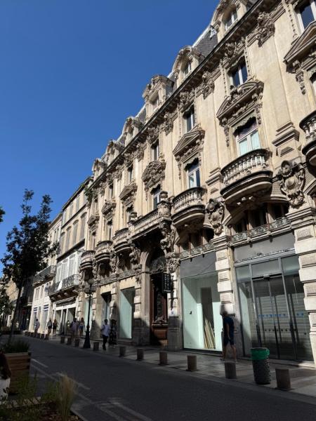 Auberge De Jeunesse Hi Avignon - Avignon