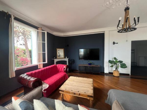 Appartement Dans Villa Avec Parking Et Terrasse - 尼斯