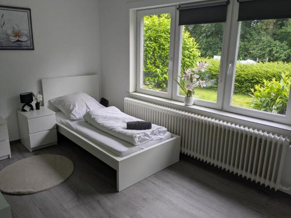 Monteurhaus Westertweute Mit Wintergarten - Freiburg