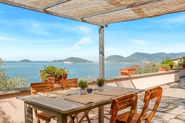 La Terrazza Sul Mare Private Parking Ac Big Terrace - Lerici