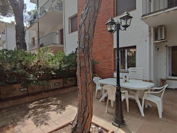 Apartamento Con Terraza A Metros De La Playa Y Zona Comercial, Ideal Familiar - Costa Brava - Es-209-68 - Castell-Platja d'Aro