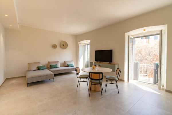 Guesthost - Stylish And Bright Apartments Trani - Trani