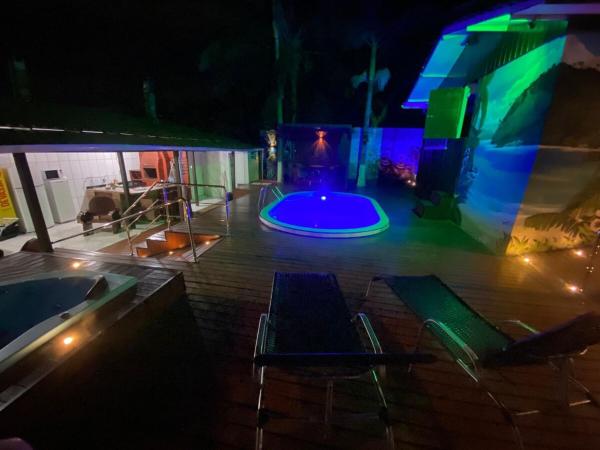 Close To The Beach And Beto Carreiro - Penha
