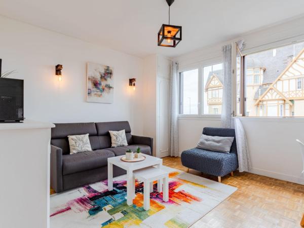 Apartment Le Grand Large By Interhome - Deauville