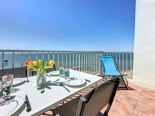 Apartment Le Sextant By Interhome - Saint-Michel-Chef-Chef