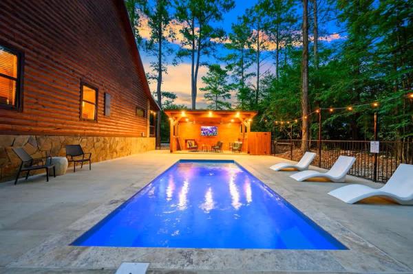 After The Sunset 1-level 5br Pool - Arcade - Oklahoma