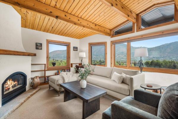 700 Monarch 301 - Aspen, CO