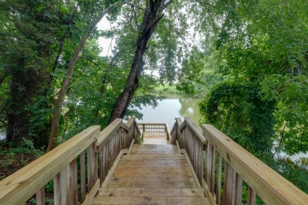 Walk To Sand Waterfront Studio In Colonial Beach! - Colonial Beach