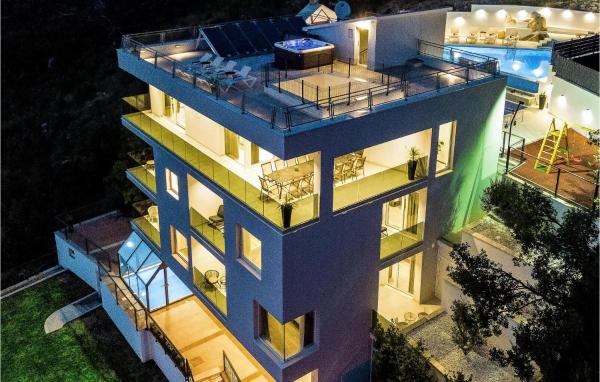 Cozy Home In Zrnovnica - Omiš