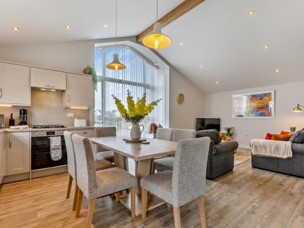 3 Bed In Westward Ho 64410 - Appledore