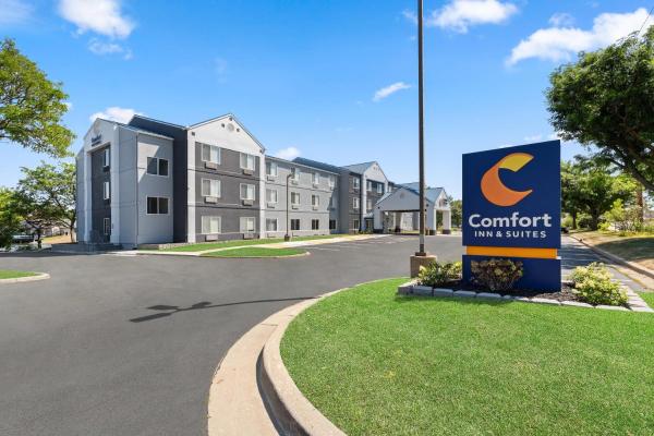 Comfort Inn & Suites Olathe - Kansas City - Olathe, KS
