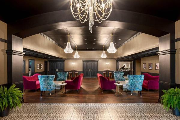 The Highlander Hotel, Ascend Hotel Collection - Iowa City