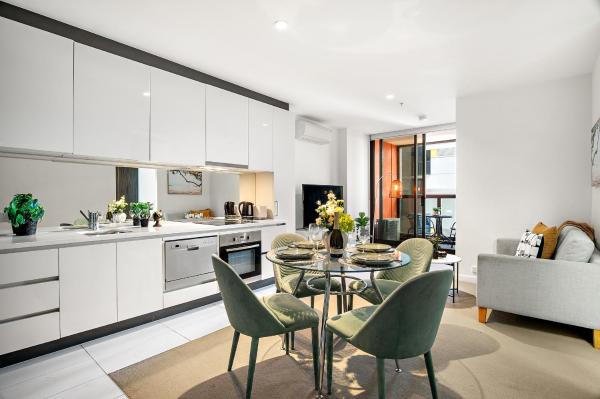 High Rise Cbd Retreat Cozy 1br With Pool Gym And Sauna - Brooklyn, Victoria
