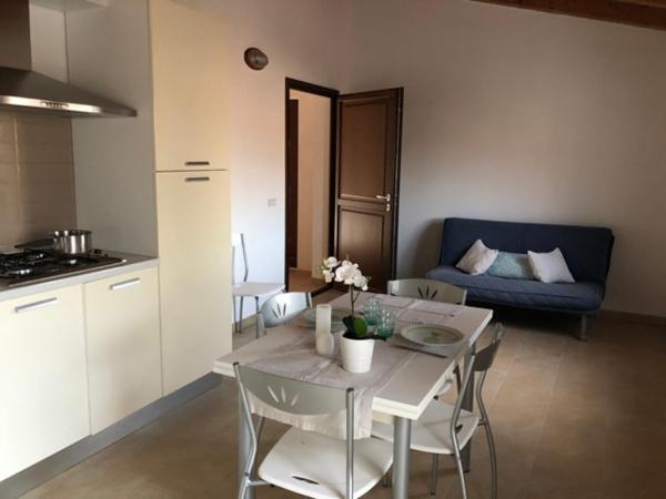 Bilocale Smeraldo A Pochi Minuti Dal Mare - Posada