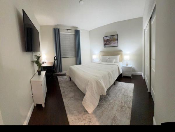 Cozy Corner 5bd 4ba Home In Jurupa Valley - Ontario, CA