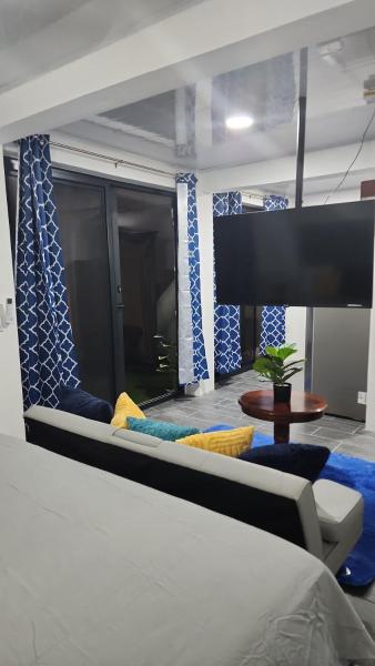 Hodgson Residents - La Ceiba
