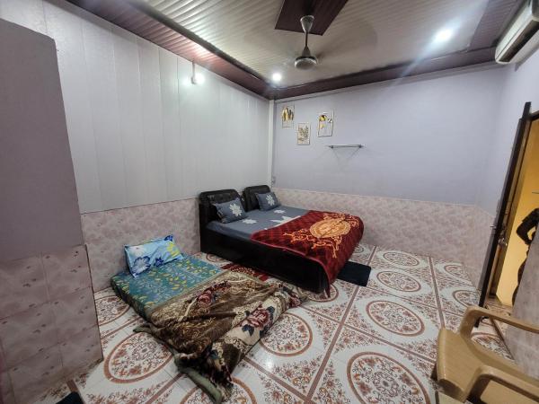 Radha Govind Stays - Vrindavan