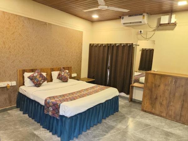 Agralam Cottages @Raghunandan Resort - Nashik