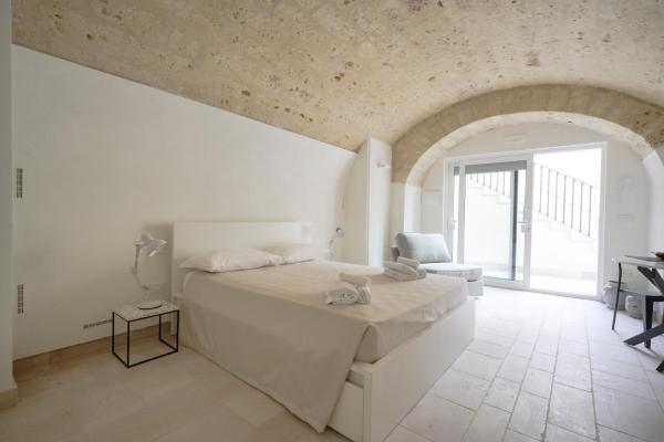 Palazzo Della Torre 004 - Historical Modern Stay - Bari
