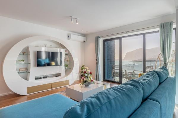 Oceanview Penthouse In Funchal - Madeira