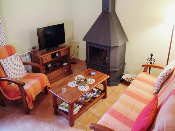 Cottage In Maians With Sea View & Pool - Rubió