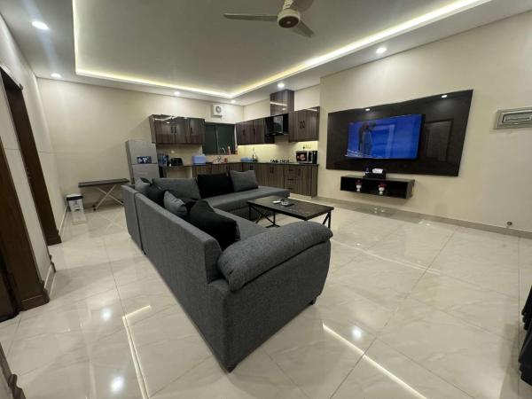 Luxury Family Apartment Across Giga Mall And Dha - Islamabad