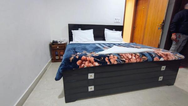 Hotel Jalaj Villa - Noida