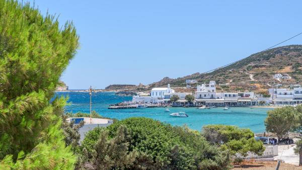 All Welcome - Milos