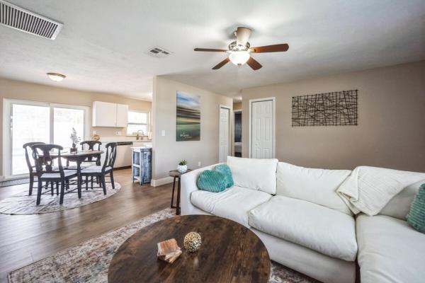 Apollo Beach Retreat - 3br - Pool - Backyard -Bbq - Apollo Beach, FL