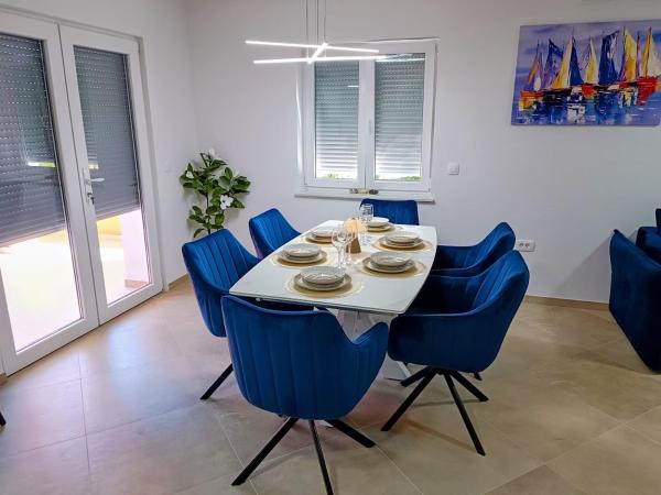Apartma Lana - Lopar, Slovenija