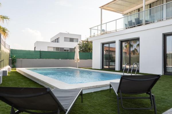 Descubre Villa Oasis - Confort, Diseño Y Naturaleza A Un Paso De Valencia - Cheste