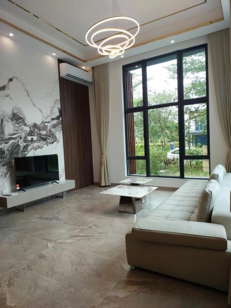 Green Haven Villa At Forestcity-8 Paxes - Pekan Nanas