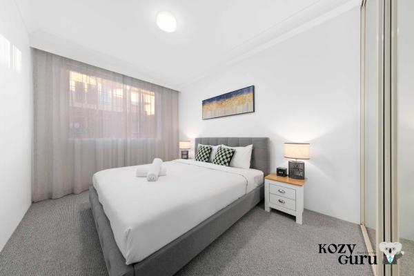 Kozyguru | Camperdown | Stylish Apt With Parking - Camperdown