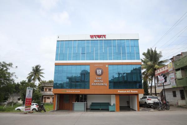 Hotel Royal Anandraj - Karnataka