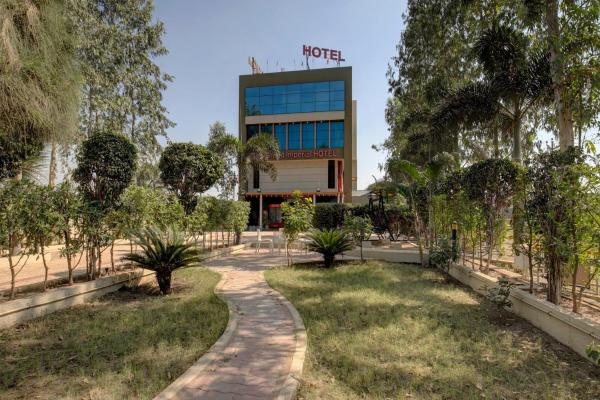 Hotel O The Grand Imperial Restaurant & Hotel Dhuva Railway Station - Morbi