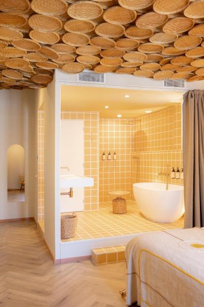 Hotel M Soleil - Montpellier Centre Saint Roch - Saint-Jean-de-Védas