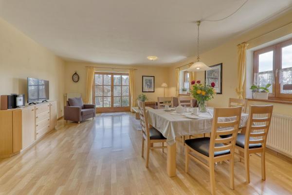 Große Familienwohnung Mit Terrasse - Spiegelau