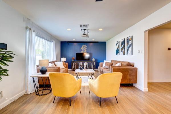 Charming 3br Home With Firepit Near Papago Park - Scottsdale, AZ