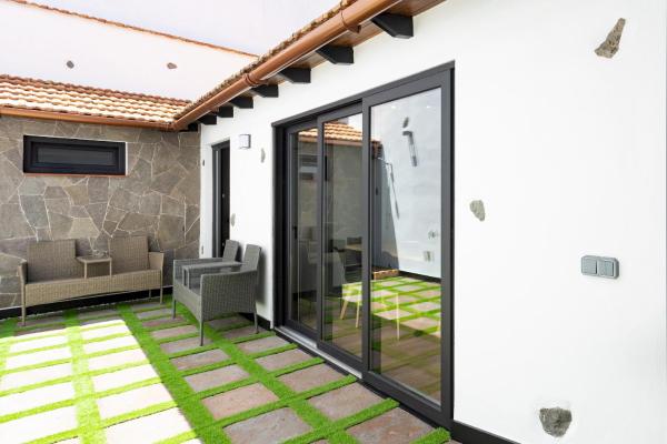Home2book Rustic Stone Haven With Terrace - Canarias
